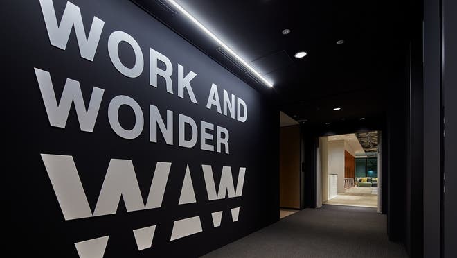 日本橋駅から地下直結!【会議室C】モニター付き8名様用会議室の写真3