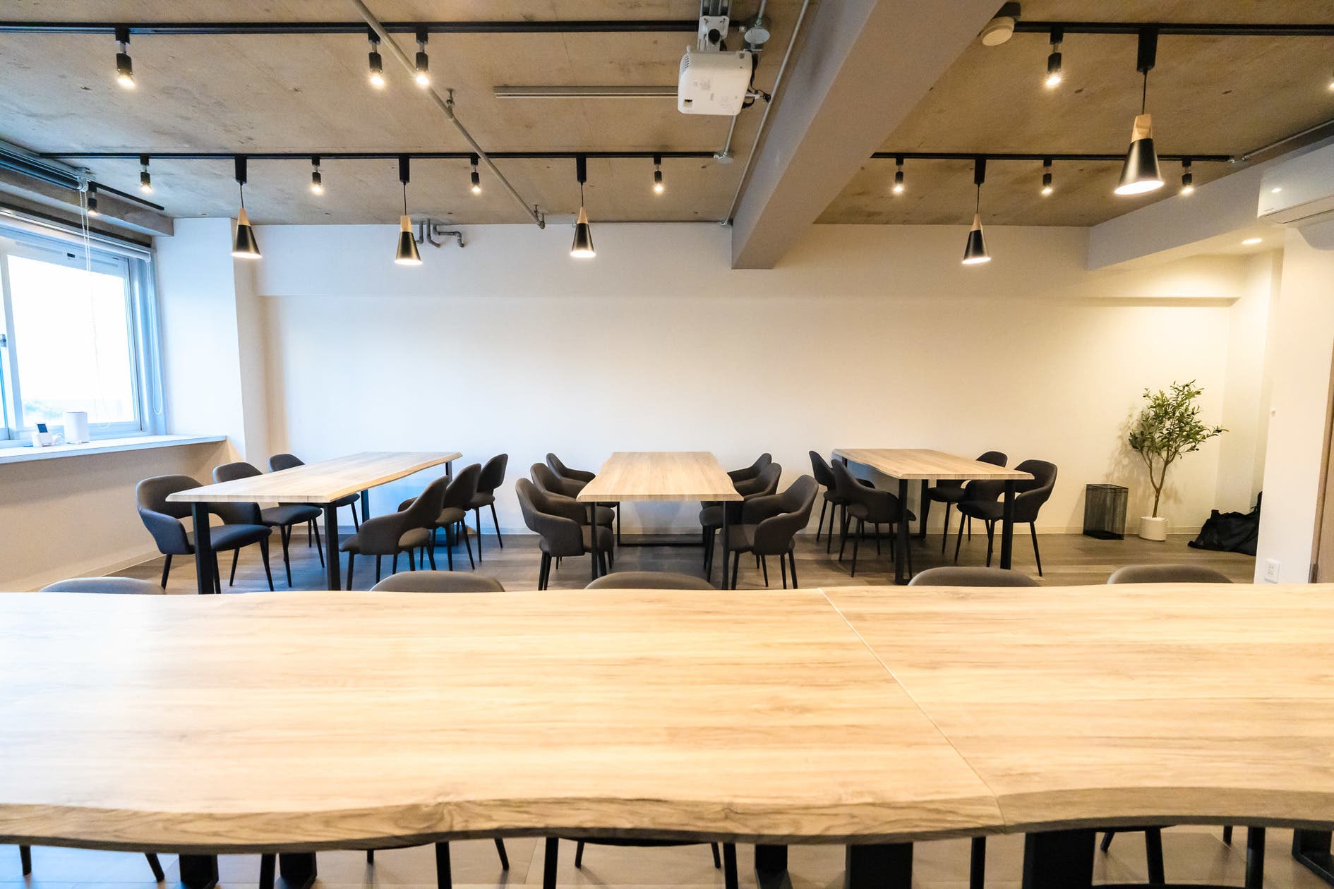 🌟久屋大通・丸の内エリアにあるオシャレな会議室🌟　会議からオフ会まで多目的に利用可能🎯の写真6