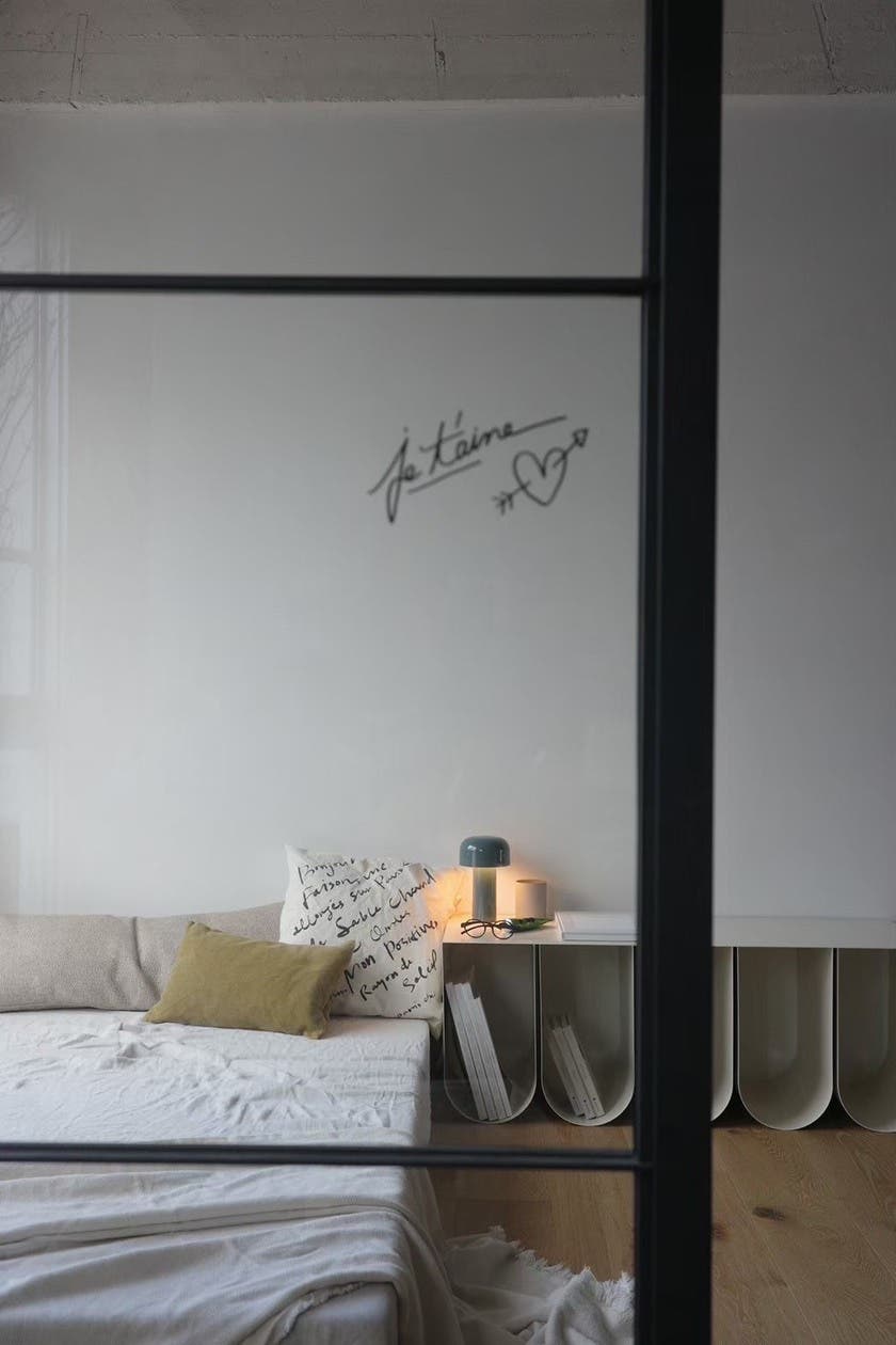 元町駅から徒歩５分の自然光が入るオシャレ空間の写真8