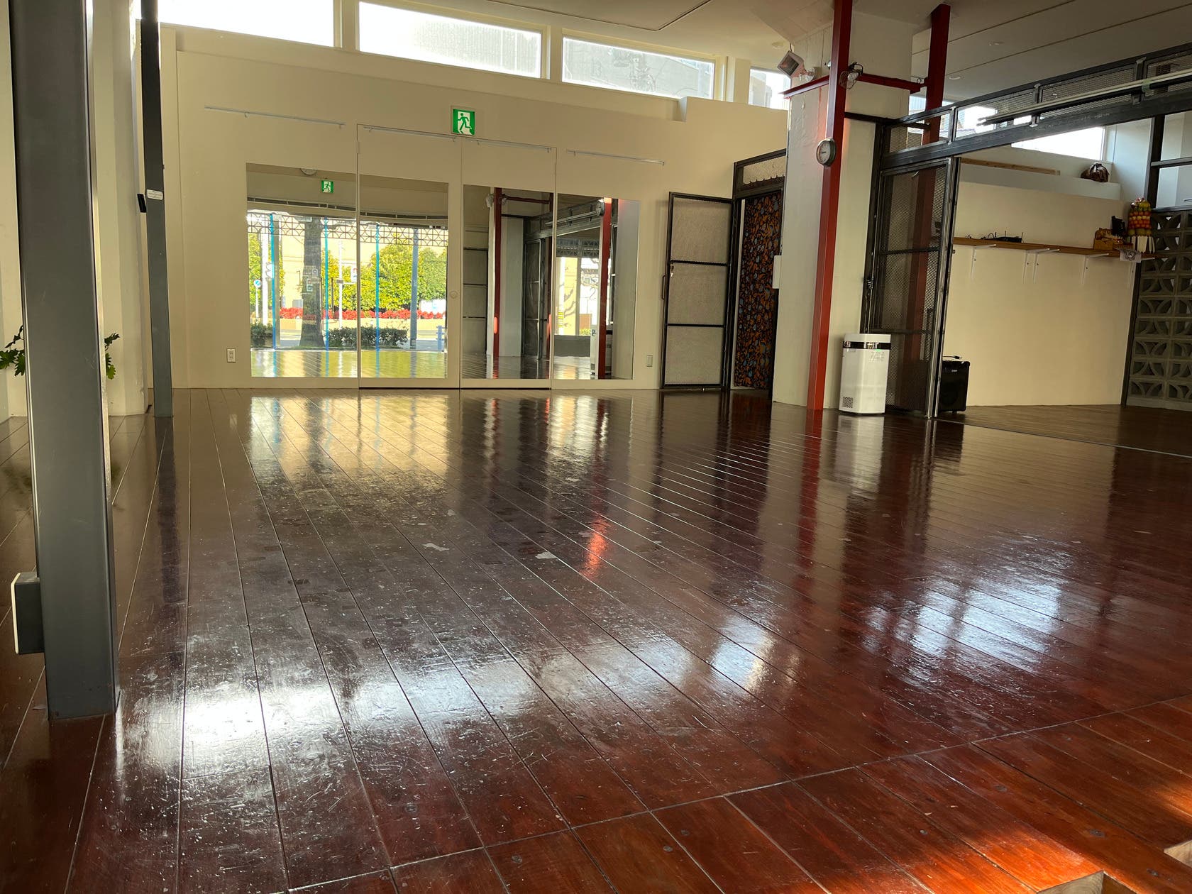 地下鉄鶴舞駅徒歩５分。スタイリッシュとリーズナブルが共存するスタジオ。66㎡の広々空間の写真6