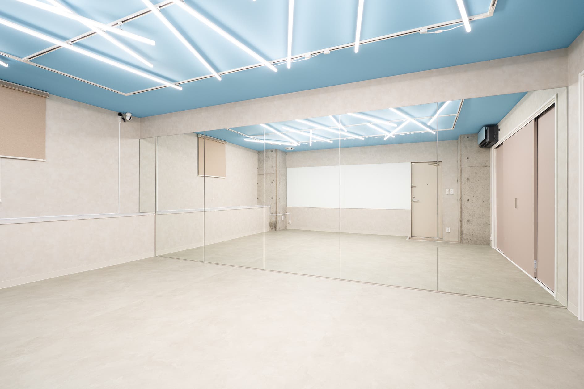 🎊【New】オープン記念割引中🎊｜京王八王子駅2分｜1Fダンススタジオ｜32.8㎡｜幅5.3m大型鏡＆無料備品多数！の写真1