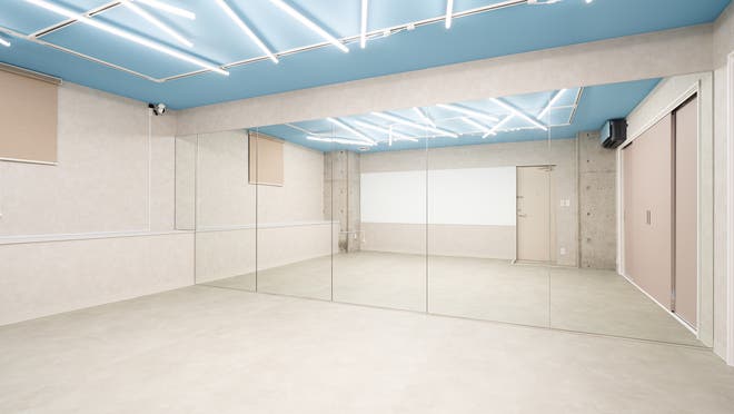 🎊【New】オープン記念割引中🎊|京王八王子駅2分|1Fダンススタジオ|32.8㎡|幅5.3m大型鏡&無料備品多数!の写真1