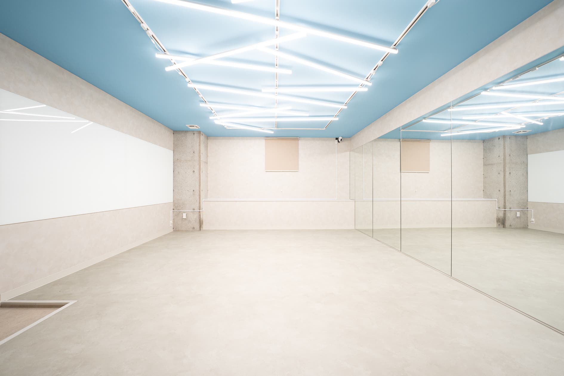 🎊【New】オープン記念割引中🎊｜京王八王子駅2分｜1Fダンススタジオ｜32.8㎡｜幅5.3m大型鏡＆無料備品多数！の写真3