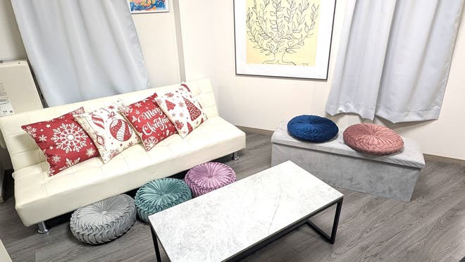 パーティルーム 市川駅2分|65型4Kで映画鑑賞◎|クリスマス🎄/おうちデート/女子会/推し活/誕生日会/忘年会/クリスマス会の写真7