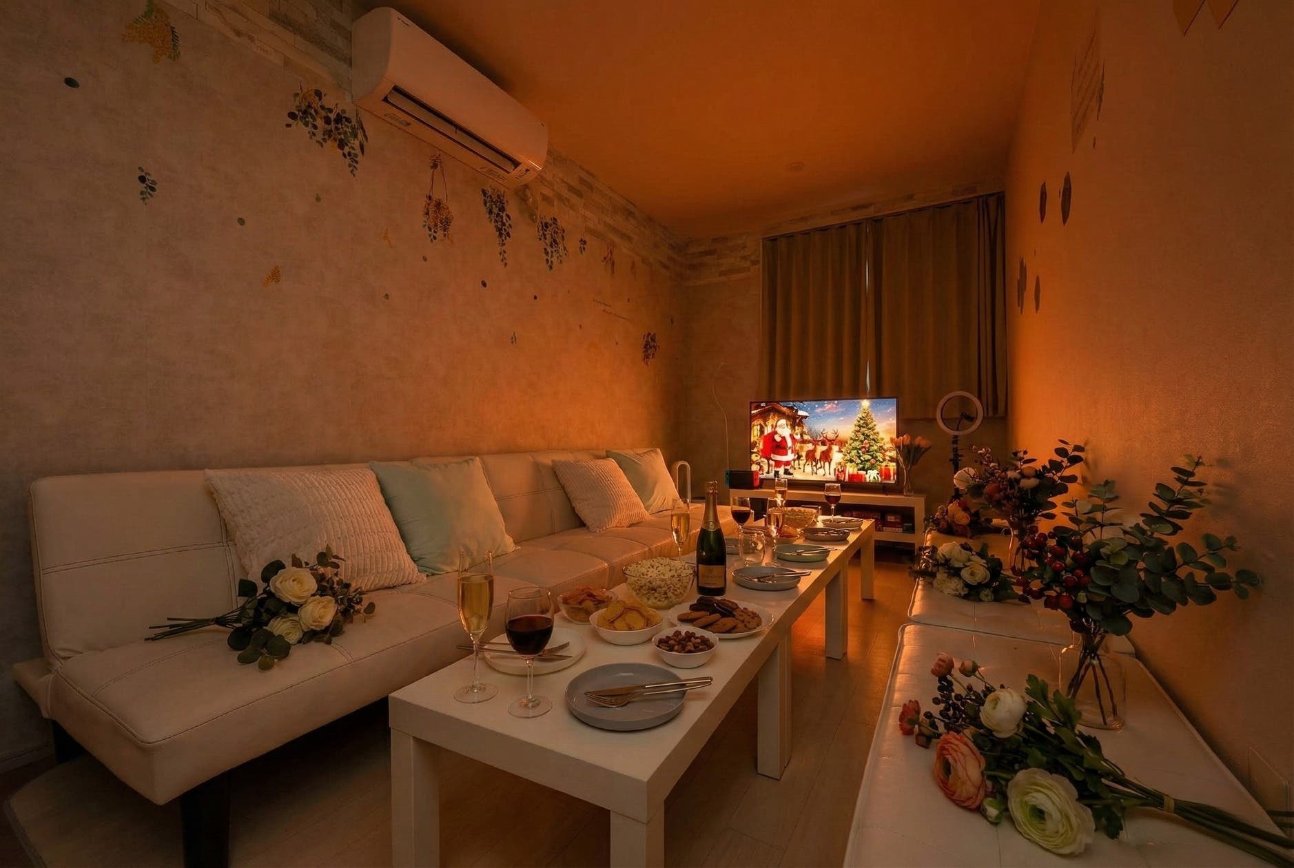 セレコレ🌳クリスマス☃️最大18名🉐駅2分🥳ゲーム機🎮女子会💗推し活🌟撮影📷パーティ🥂飲み会🍻whity月島の写真1