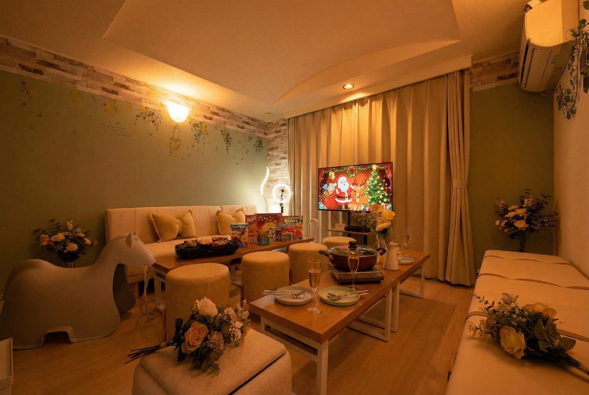 セレコレ🌳クリスマス☃️最大20名🉐駅2分🥳ゲーム機🎮女子会💗推し活🌟撮影📷パーティ🥂飲み会🍻teddy池袋の写真1