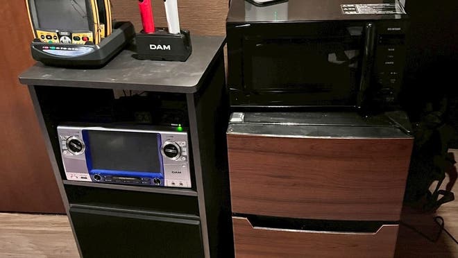 【FAMILYPOT 目黒店】駅徒歩1分 ポーカーテーブル カラオケ ボードゲームの写真6