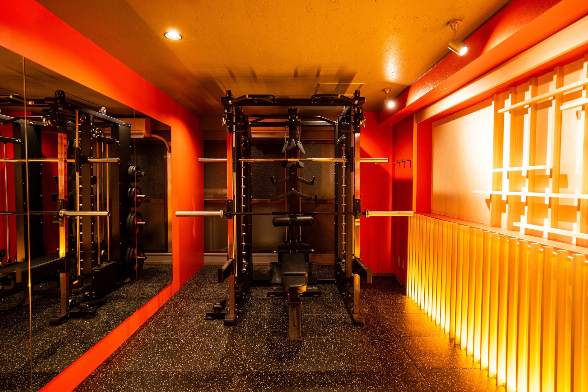 【荻窪駅徒歩3分】❤️‍🔥空間で“また来たい”をつくる❤️‍🔥｜トレーナーが選ぶNo.1レンタルジム🏋️‍♀️の写真1