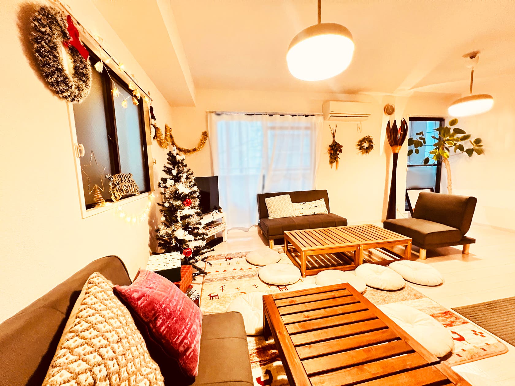 南森町駅近🚉ゴミ処理無料⭐️最大20名😃お子様🆗着替えスペース⭐️コスプレ🌈女子会🎀ママ会👩の写真1