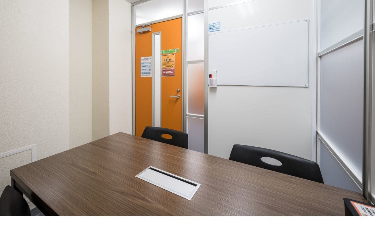 🚃麹町駅/徒歩3分、半蔵門駅/徒歩4分✅直前でも予約可能✅少人数での打ち合わせ✅一人での作業に最適の写真3
