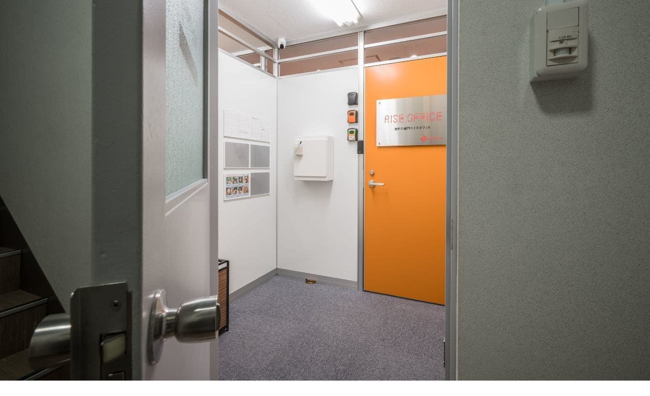 🚃麹町駅/徒歩3分、半蔵門駅/徒歩4分✅直前でも予約可能✅少人数での打ち合わせ✅一人での作業に最適の写真5