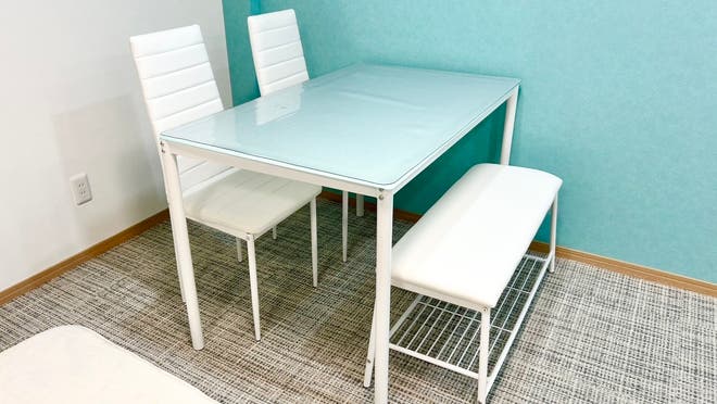 【35m²のティファニー風ルーム👗】女子会/ママ会/子連れOK/撮影会/プロジェクター/Wi-Fi/Netflixの写真2