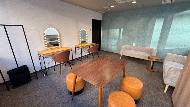 グレパ新橋8F【新橋駅 徒歩1分】パーティ イベント 撮影 ♥控室あり! 飲食 OK 無料WiFi 駅近★の写真6