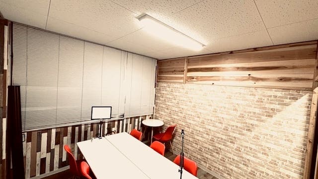 【緑地公園駅徒歩1分、駅前正面ビル】オレンジワーク緑地公園店内 スタジオB/C2部屋占有の写真5