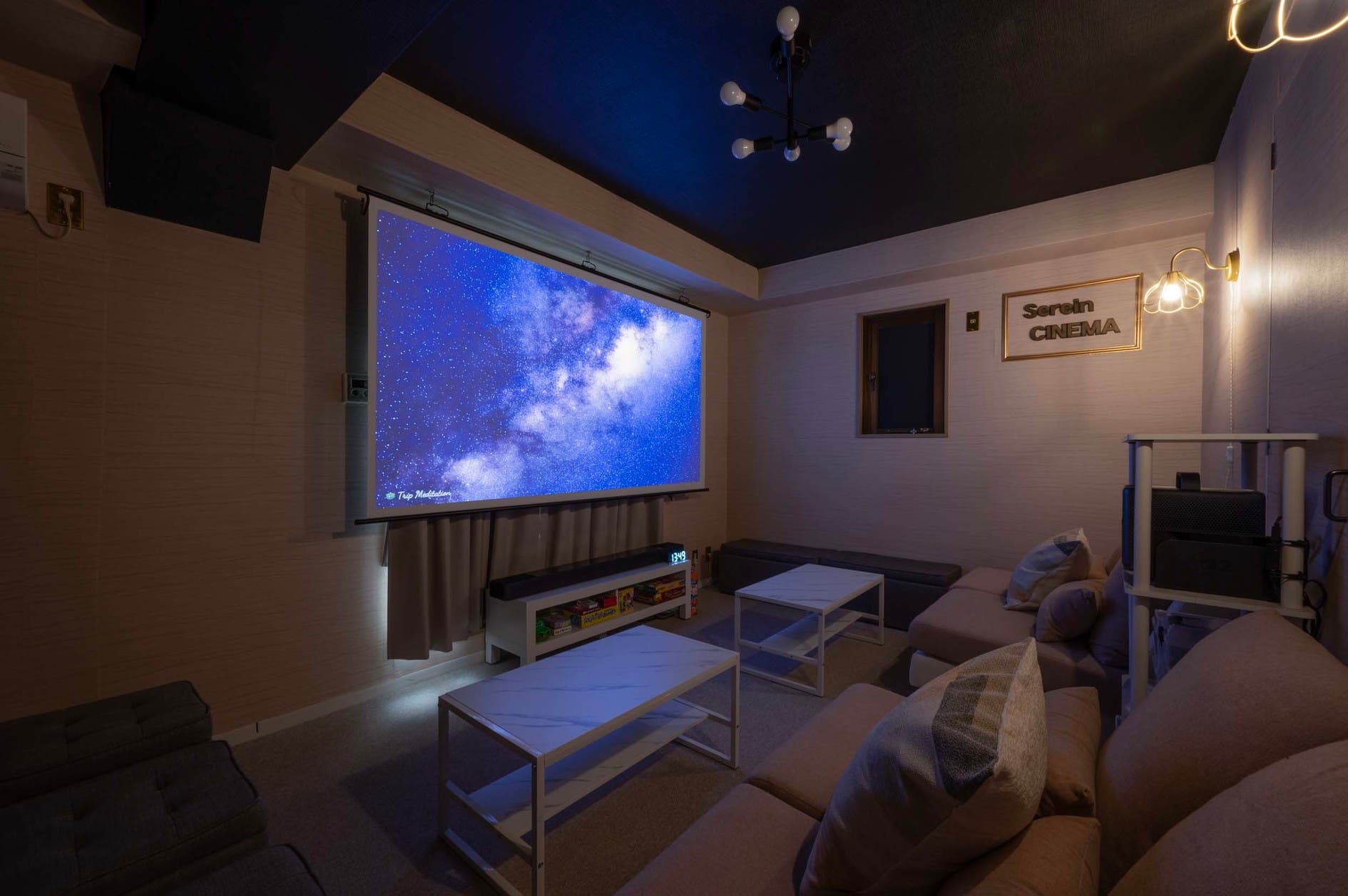 NEW🎉クリスマス☃️🎃最大12名🉐ﾌﾟﾛｼﾞｪｸﾀ📽️映画🐈‍⬛デート💓ゲーム🎮女子会💗Serein梅田の写真1