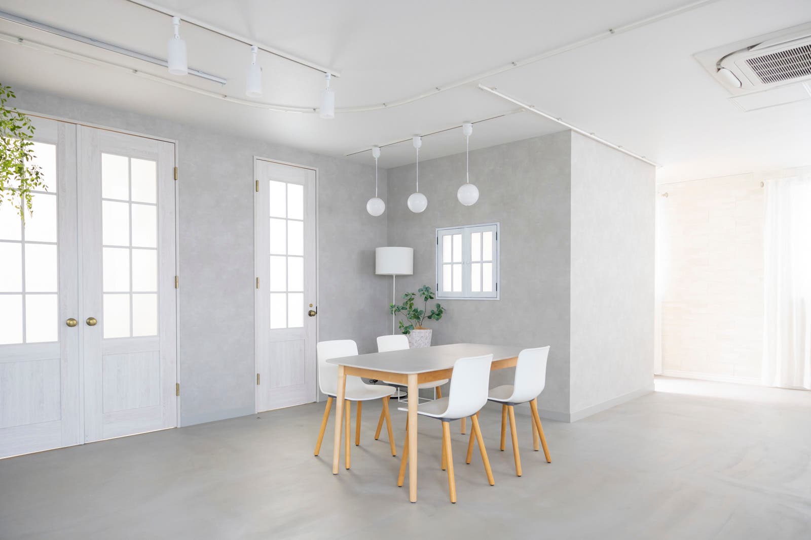 ライフスタイルの撮影に　明るくおしゃれなグリーン豊富なハウススタジオの写真7