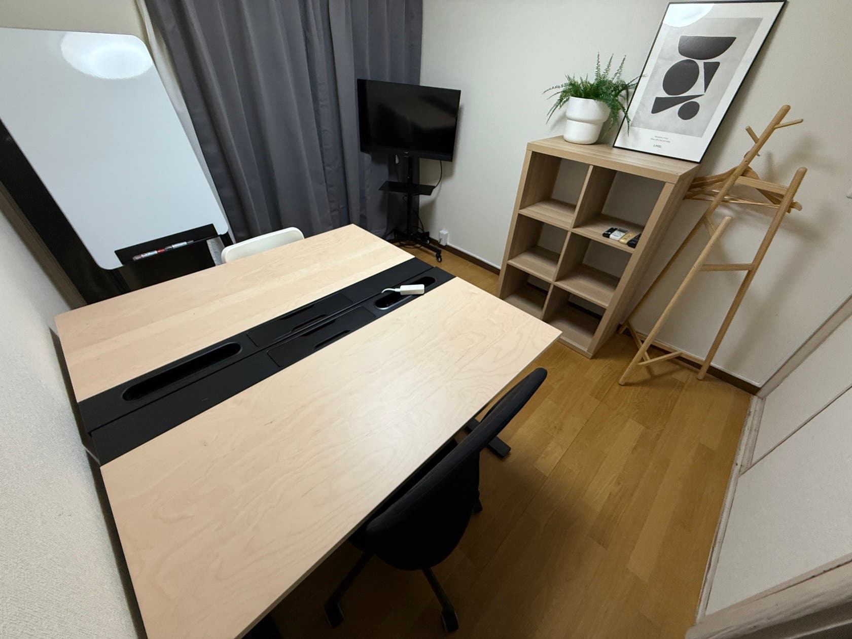 品川駅3分🚶‍♂️しっかり個室で集中👌オンライン会議🧑‍💻打ち合わせ👍シャトープレイス品川・Cコワーキングスペースの写真2