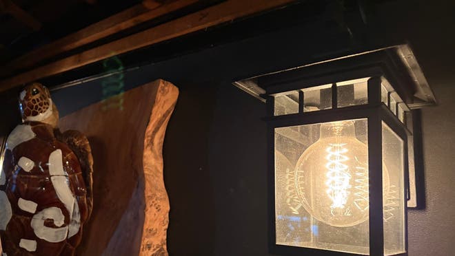 梅田駅近くの無料貸出Barの写真18