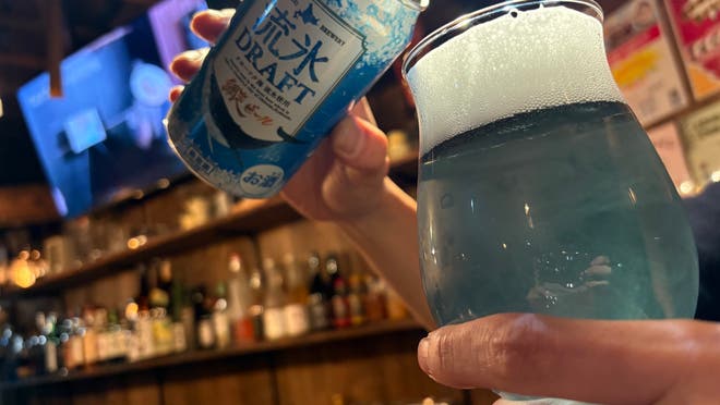 梅田駅近くの無料貸出Barの写真23