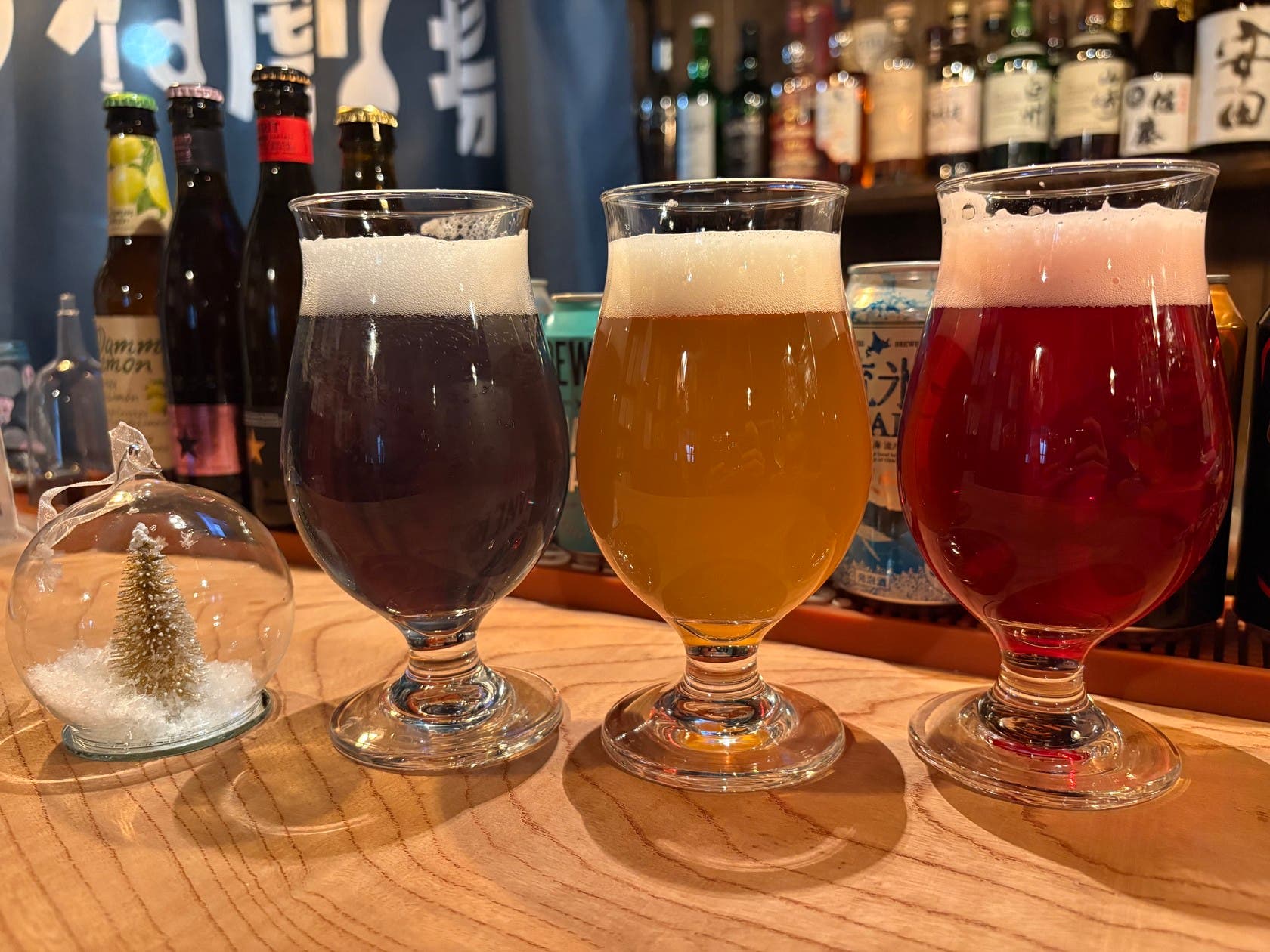 梅田駅近くの無料貸出Barの写真24