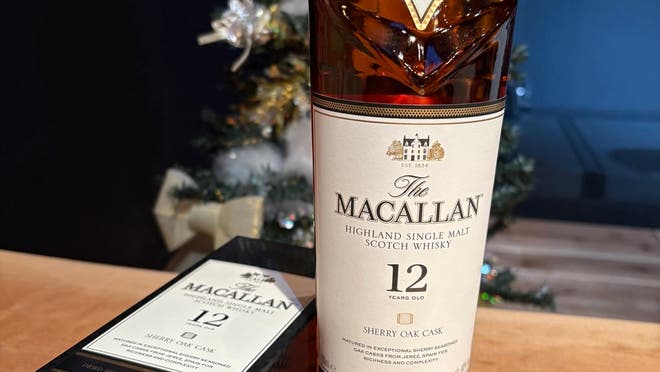 梅田駅近くの無料貸出Barの写真25