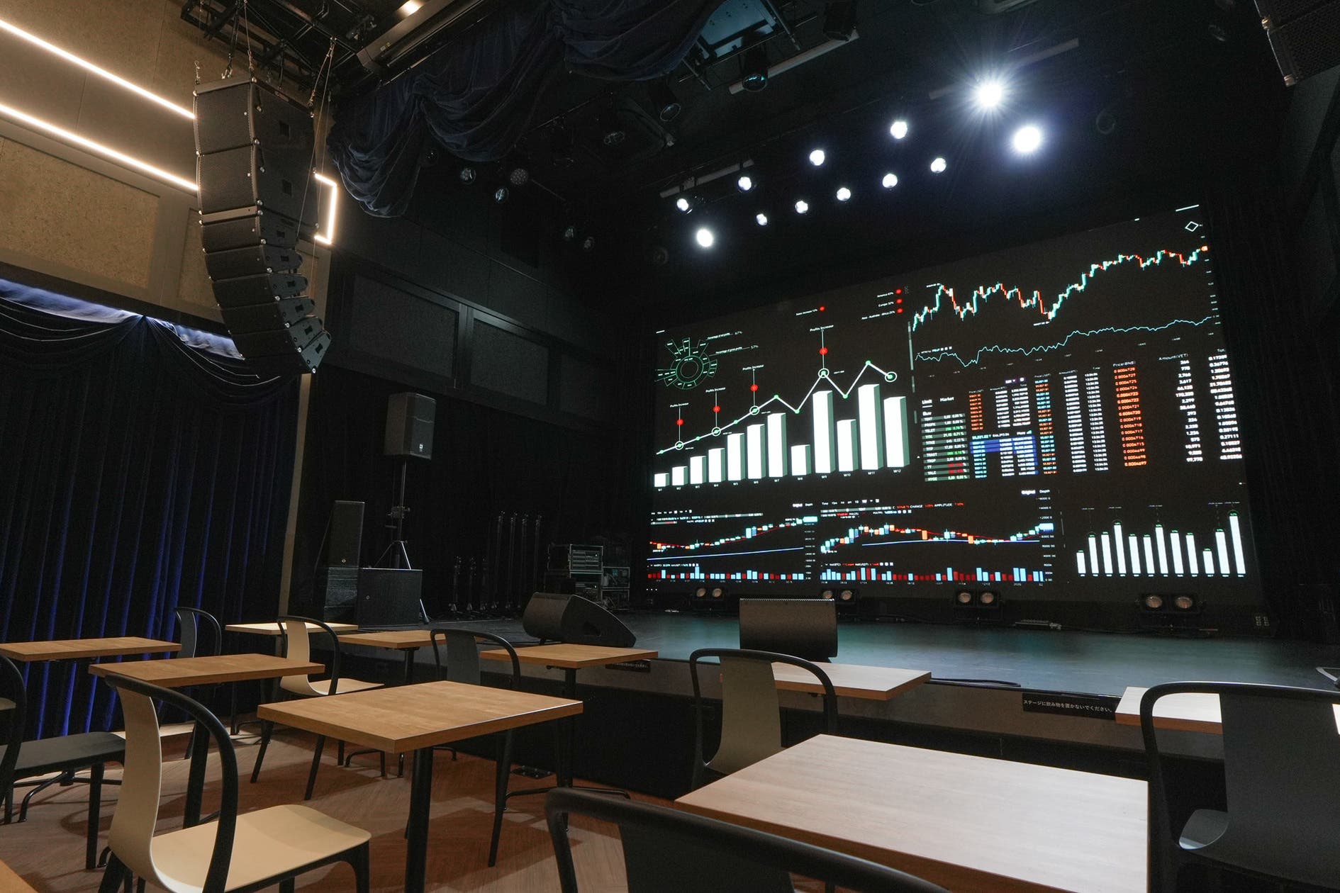 【六本木駅徒歩3分】最高級の音響機器・270インチLEDビジョンを完備。セミナー・パーティーなどあらゆるビジネスイベントに対応。の写真5