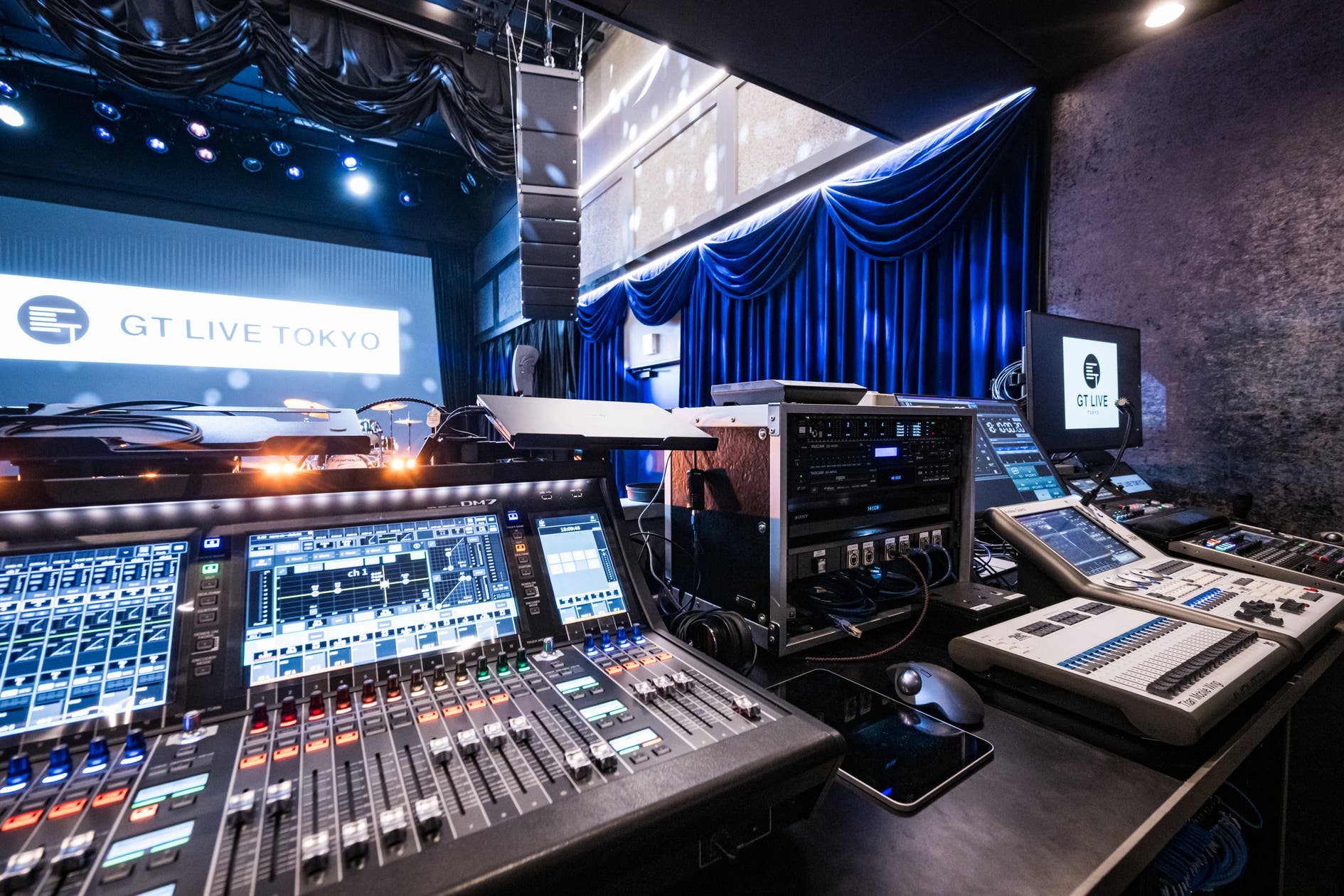 【六本木駅徒歩3分】最高級の音響機器・270インチLEDビジョンを完備。セミナー・パーティーなどあらゆるビジネスイベントに対応。の写真10