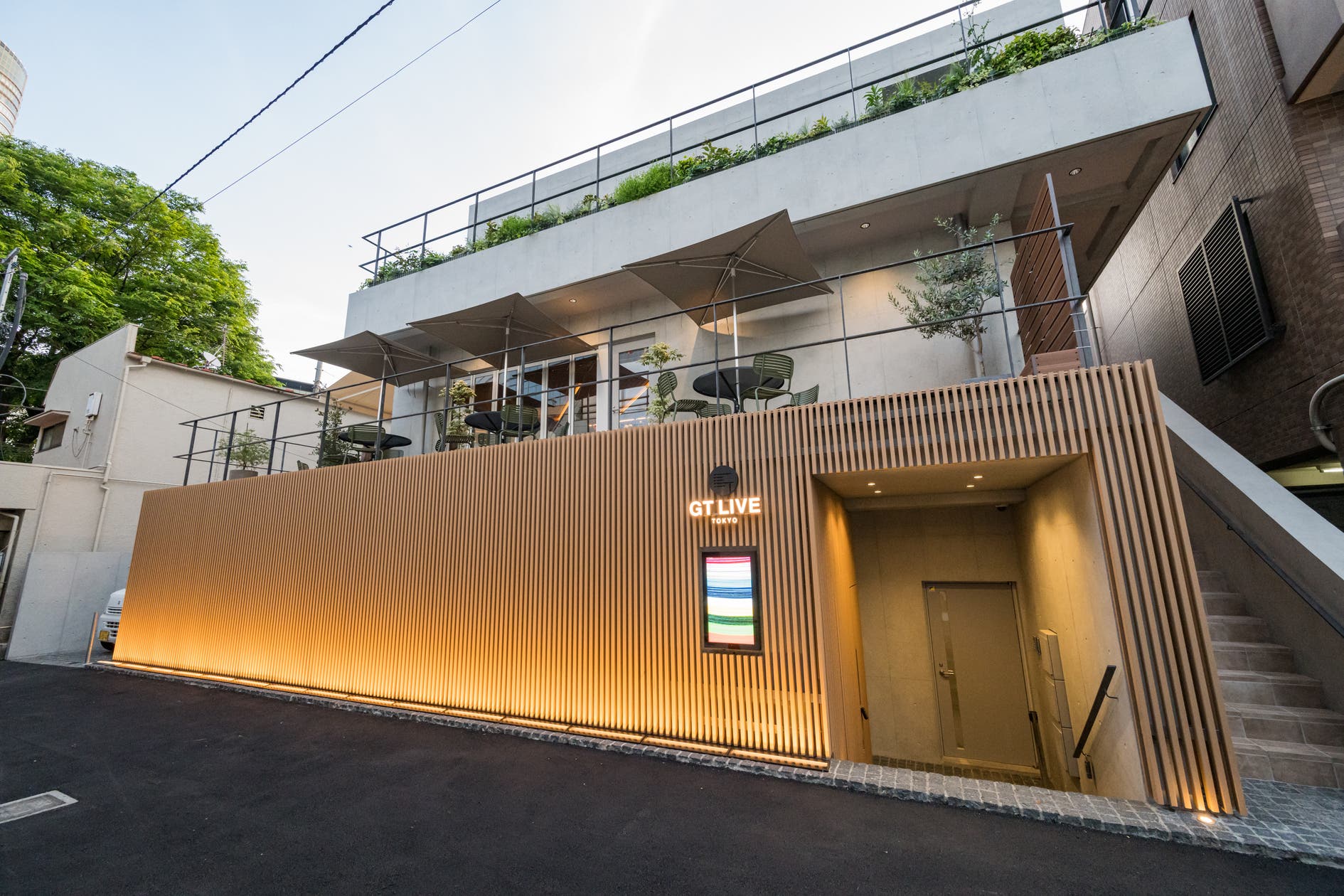 【六本木駅徒歩3分】最高級の音響機器・270インチLEDビジョンを完備。セミナー・パーティーなどあらゆるビジネスイベントに対応。の写真16