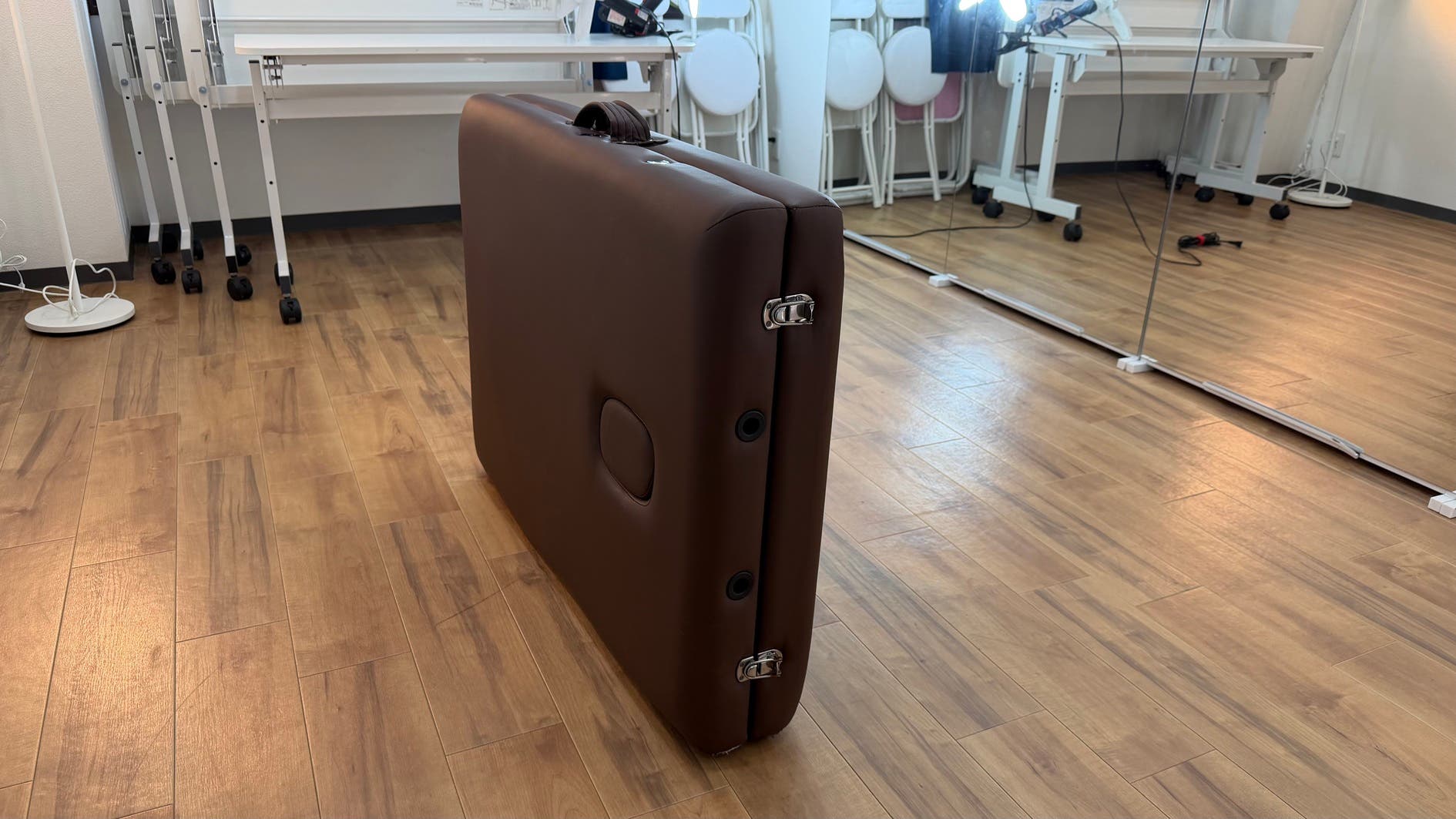 MAHALO:パーソナルカラー診断最適✨撮影用照明2台昼白色明るい壁一面鏡部屋✨:動画撮影:✨骨格診断✨メイクレッスン✨着付けの写真15