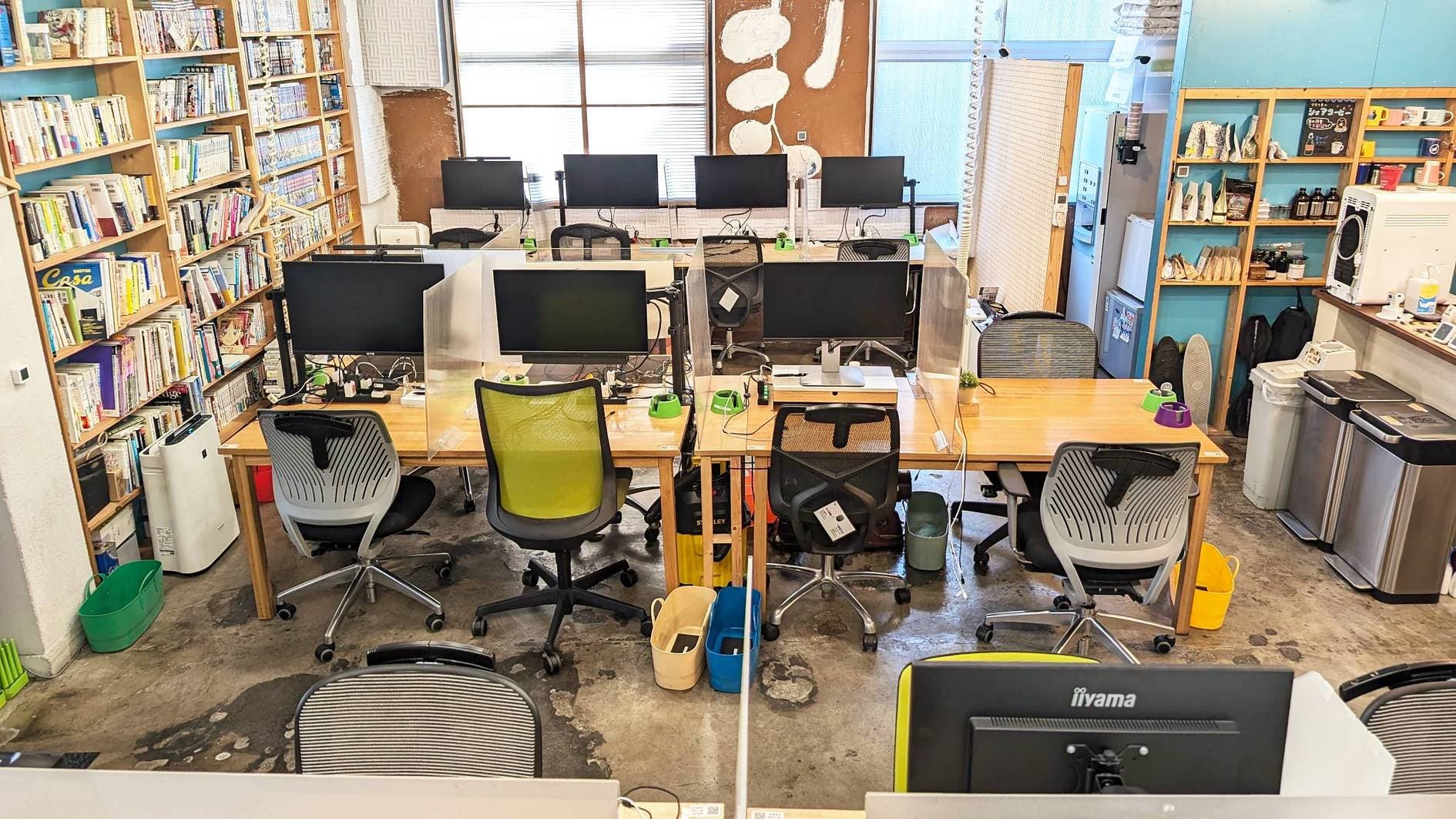 【横浜駅】24時間営業🈺 毎日清掃🧹/ 光回線⚡Wi-Fi / ゴミ捨て⭕/ オフィスチェア🥰仕事や自習に！の写真4