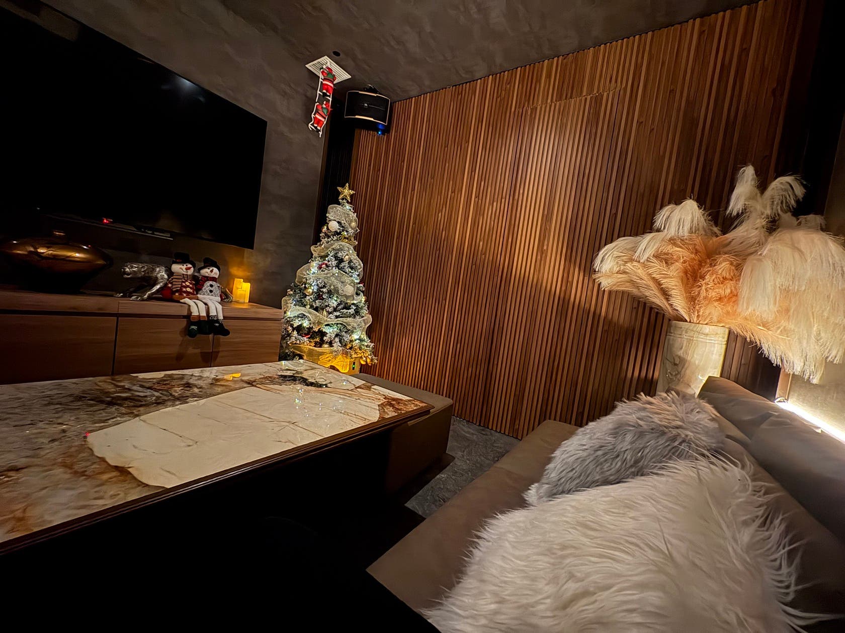 六本木駅から徒歩5分のラグジュアリー個室の写真1