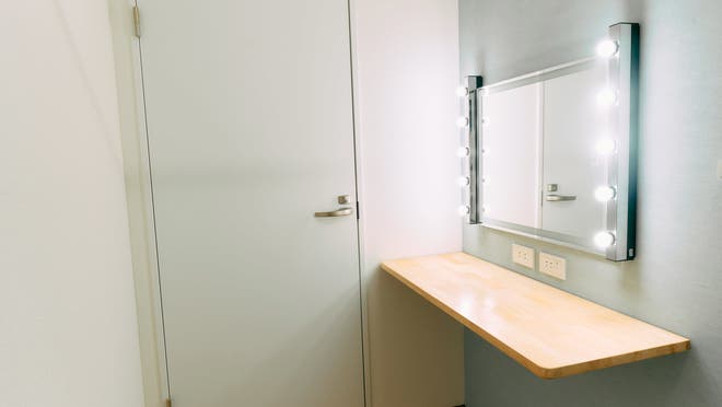 博多駅から徒歩8分。朝の光も夜の光もボタン1つでDayforNightをコンセプトとしたスタジオ LOOP HAKATA403の写真6