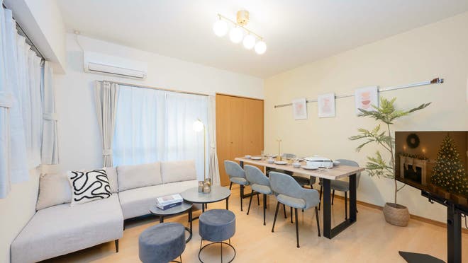 12月新規オープン✨名駅徒歩すぐ 🏃💨クリスマス🎄歓送迎会🎊女子会/推し活/ママ会👶カフェ風スペースでくつろぎ空間の写真1