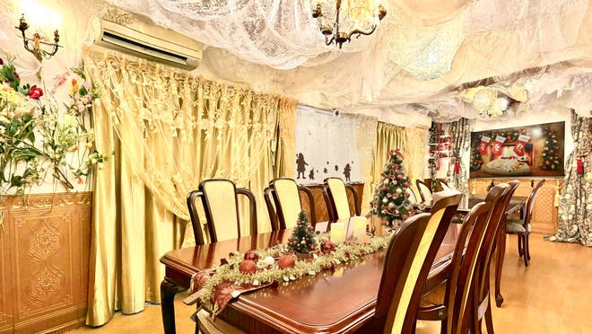 3号店 OPENセール中✨西新宿駅1分おしゃれ会議室/アンティーク/70Vモニター/Wi-Fi/ボードゲーム/撮影/交流会の写真1