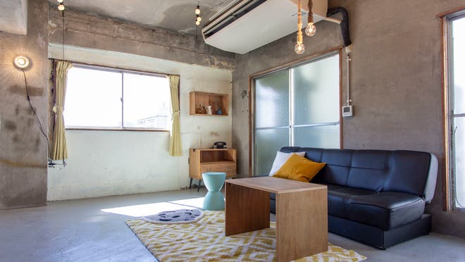 小田原駅徒歩7分・古ビルをリノベしたおしゃれで明るいスペースの写真2