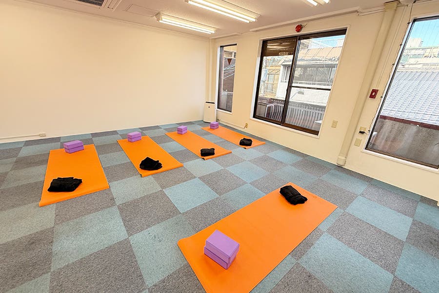 【今だけ¥500/h】New Open🎉藤森駅1分🚶広さ63㎡のレンタルスタジオ！43㌅モニター📺24H🕐の写真3