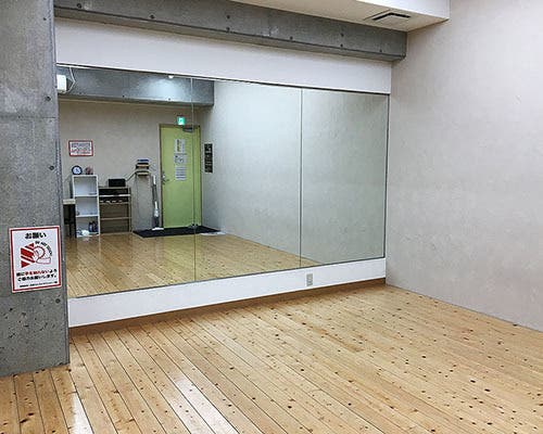 壁２面鏡張り！Wi-Fi完備！【天空MURA ダンススタジオ】の写真3