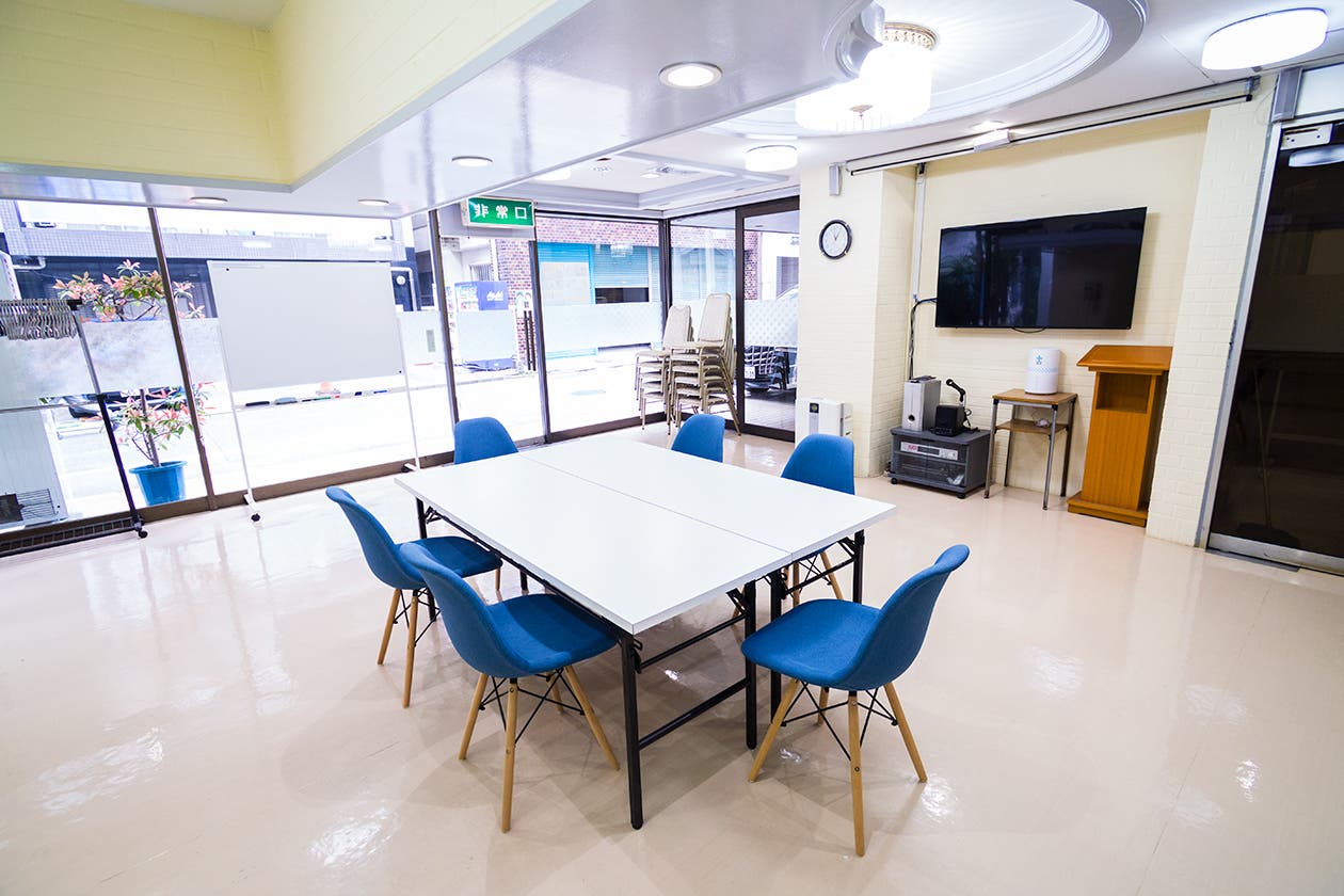 新宿三丁目駅徒歩３分。設備充実多目的スペース💎広々の写真1