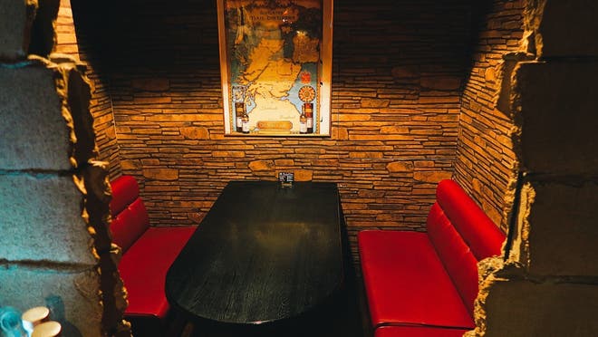 葛西駅から徒歩2分環七沿いの地下1Fにあるバーの写真8