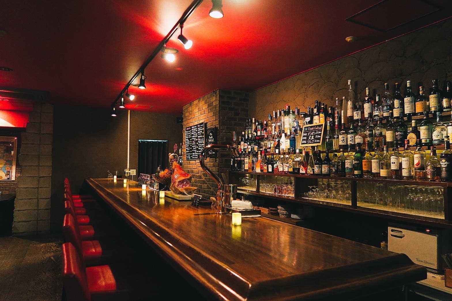 葛西駅から徒歩2分環七沿いの地下1Fにあるバーの写真12