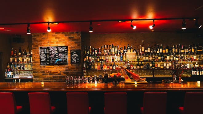 葛西駅から徒歩2分環七沿いの地下1Fにあるバーの写真6