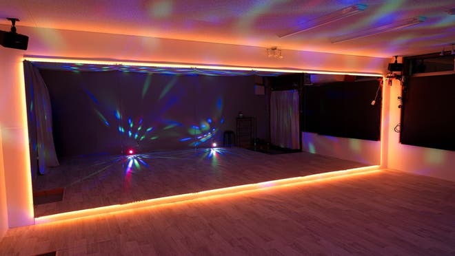 当日予約&1時間〜OK!栗東市唯一の24hスタジオ🎄🎅🎶の写真2