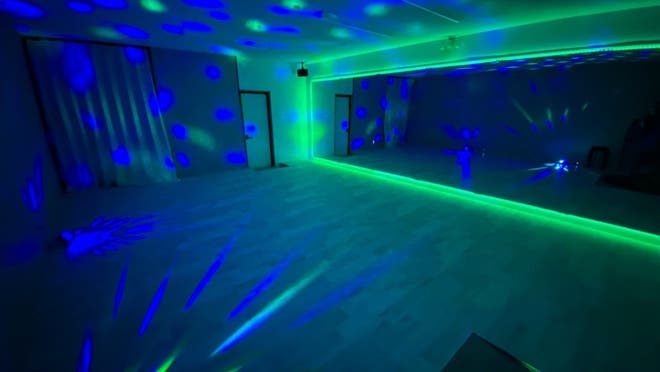 当日予約&1時間〜OK!栗東市唯一の24hスタジオ🎄🎅🎶の写真6