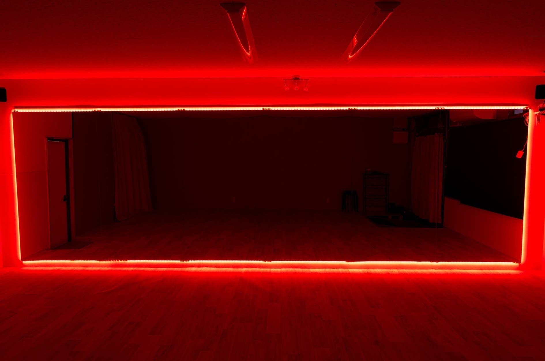 当日予約＆1時間〜OK！栗東市唯一の24hスタジオ🎄🎅🎶の写真8