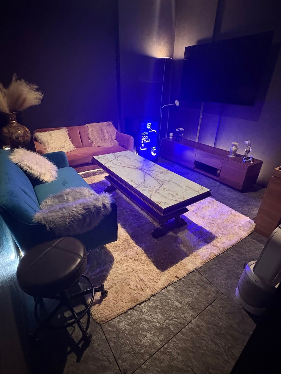 六本木駅から徒歩5分のラグジュアリー個室の写真1