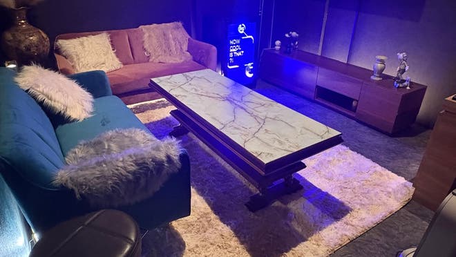 六本木駅から徒歩5分のラグジュアリー個室の写真1