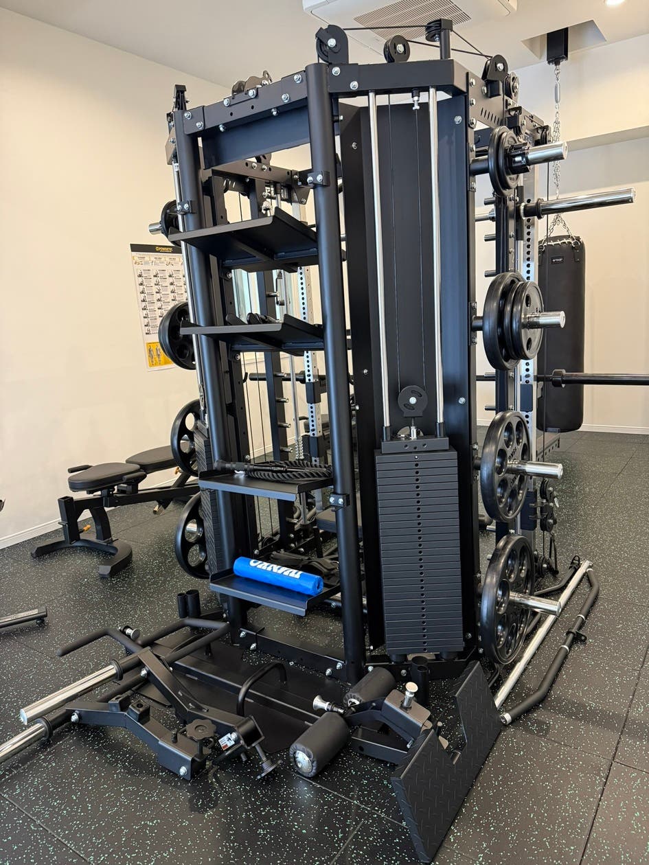 【新宿駅 新南口7分/代々木駅 東口3分】リノベ完成！サンドバッグ・マルチマシン・鏡張りスペース・更衣室付のプライベート空間！の写真9