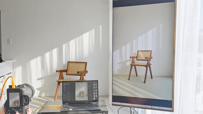 【新横浜エリア/小机駅30秒】移転&新規OPEN 南北のW自然光×機材無料|4Kモニター完備の白壁スタジオ|studio µの写真2