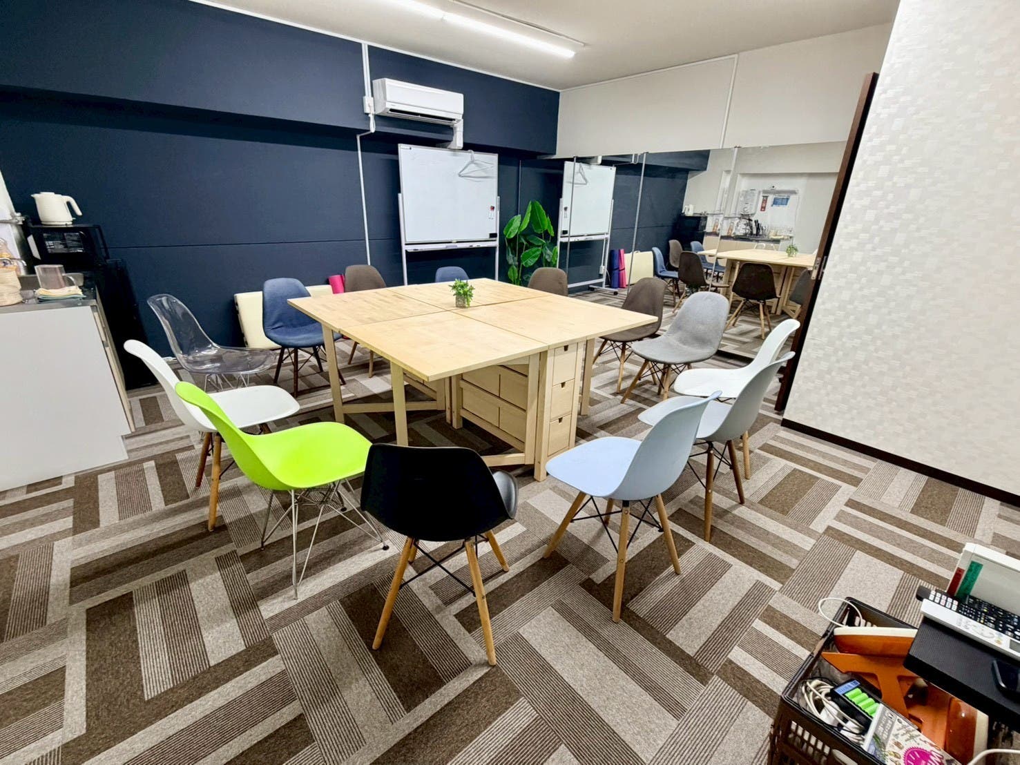 騒ぎ放題‼️ダンスミラー🕺🪩横浜駅徒歩５分🚶１階広々、リフォームしたてで綺麗なキッチンありダンススタジオオープン‼️の写真6