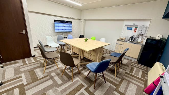 騒ぎ放題‼️ダンスミラー🕺🪩横浜駅徒歩5分🚶1階広々、リフォームしたてで綺麗なキッチンありダンススタジオオープン‼️の写真5